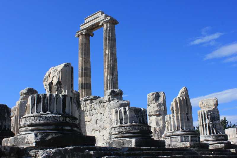 apollon tapınağı görsel sahibi iktm09